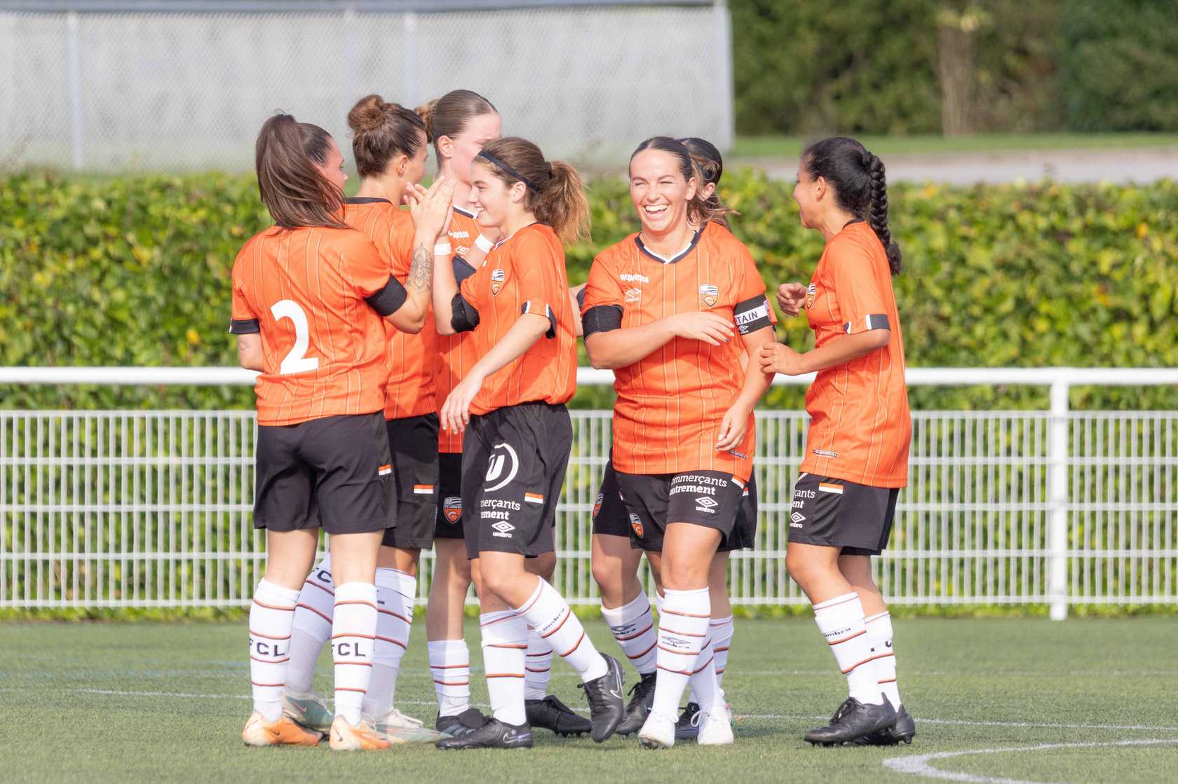 Formation : Belle victoire de la réserve, les filles reprennent la tête ...